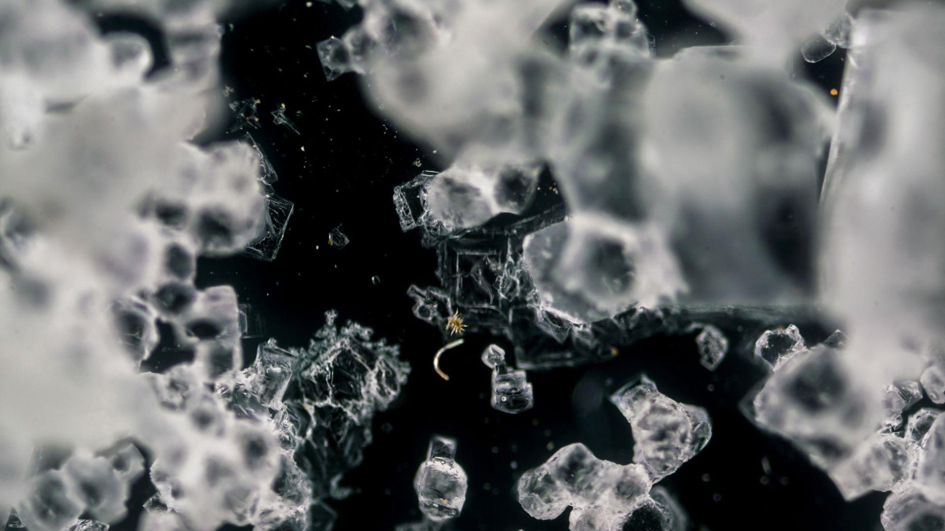 Scientists discover oxygen ‘breathing’ crystal for clean energy tech – Lifeboat News: The Blog