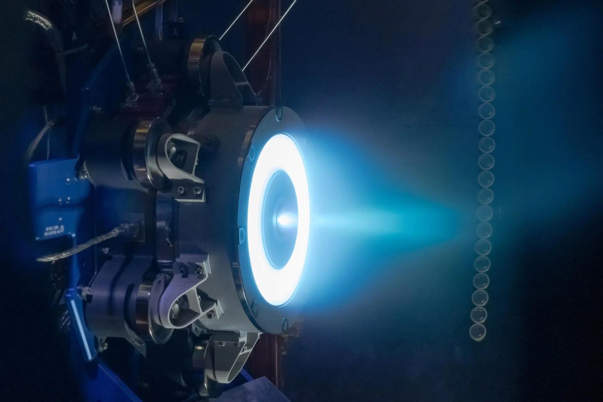 Scientists Just Tested a Thruster Powerful Enough for Human Missions to ...